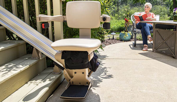 Bruno Outdoor Stairlift Installation Service - Dallas, El Paso | BEK ...